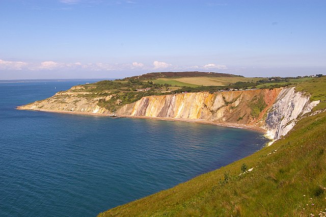 Alum Bay Beach - Best Of Isle Of Wight